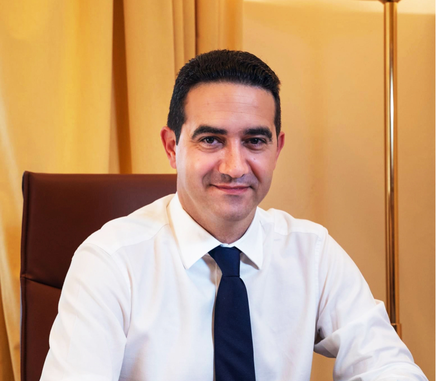 Ερχεται ο Μιχ. Κατρίνης για την πίτα του ΠΑΣΟΚ - KefalonianMantata